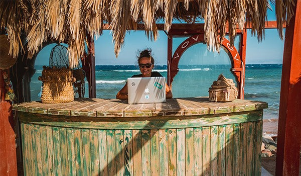 Digital Nomad Packing List: Must-have Gadgets for Remote Workers